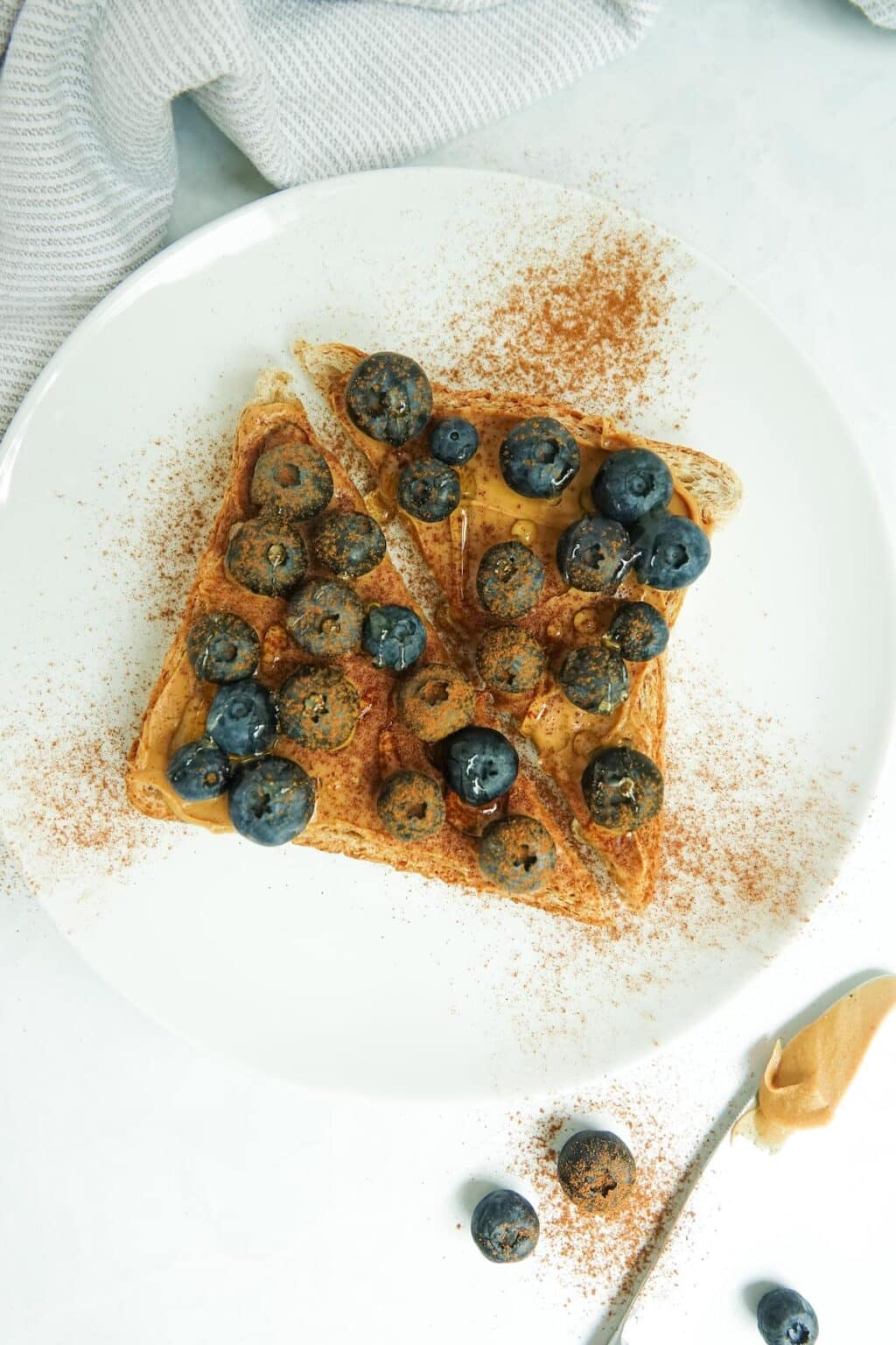 Blueberry Toast (Easy & Healthy)