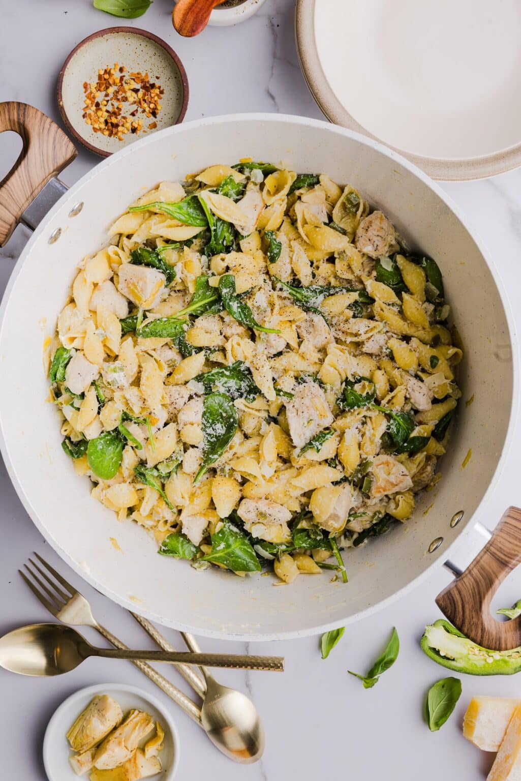Healthy Spinach and Artichoke Chicken Pasta (One Pot) – Real Life ...