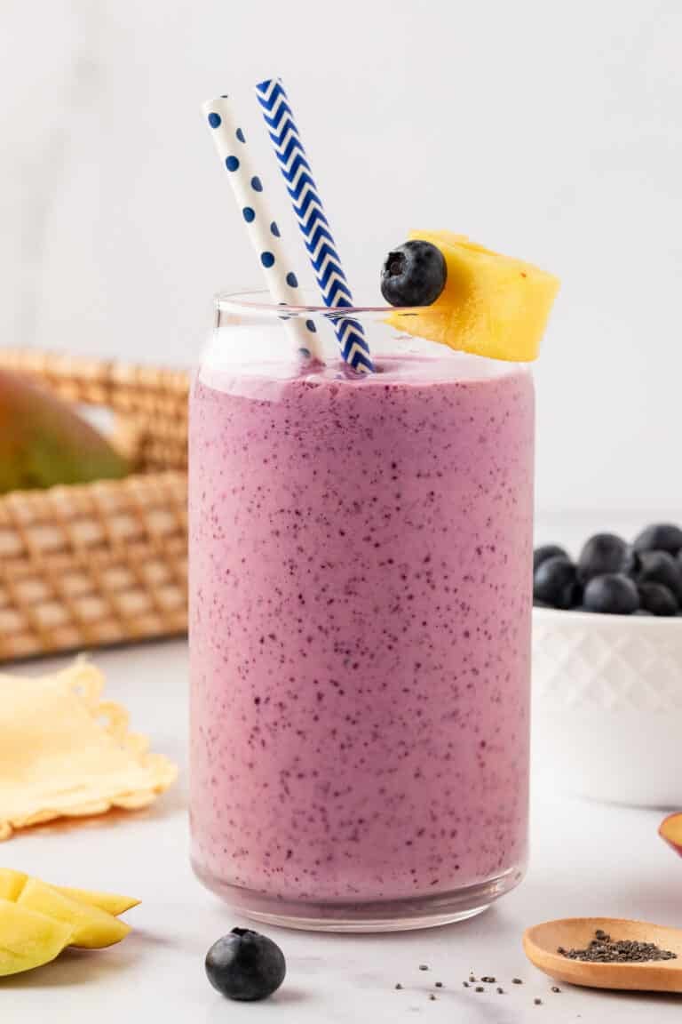 Easy Mango Blueberry Smoothie – Real Life Nutritionist