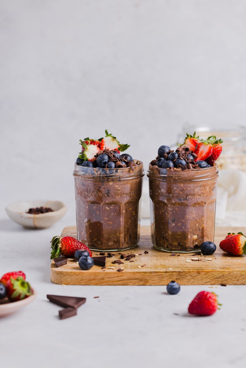 Chocolate Protein Overnight Oats — Simple & Creamy! – Real Life ...