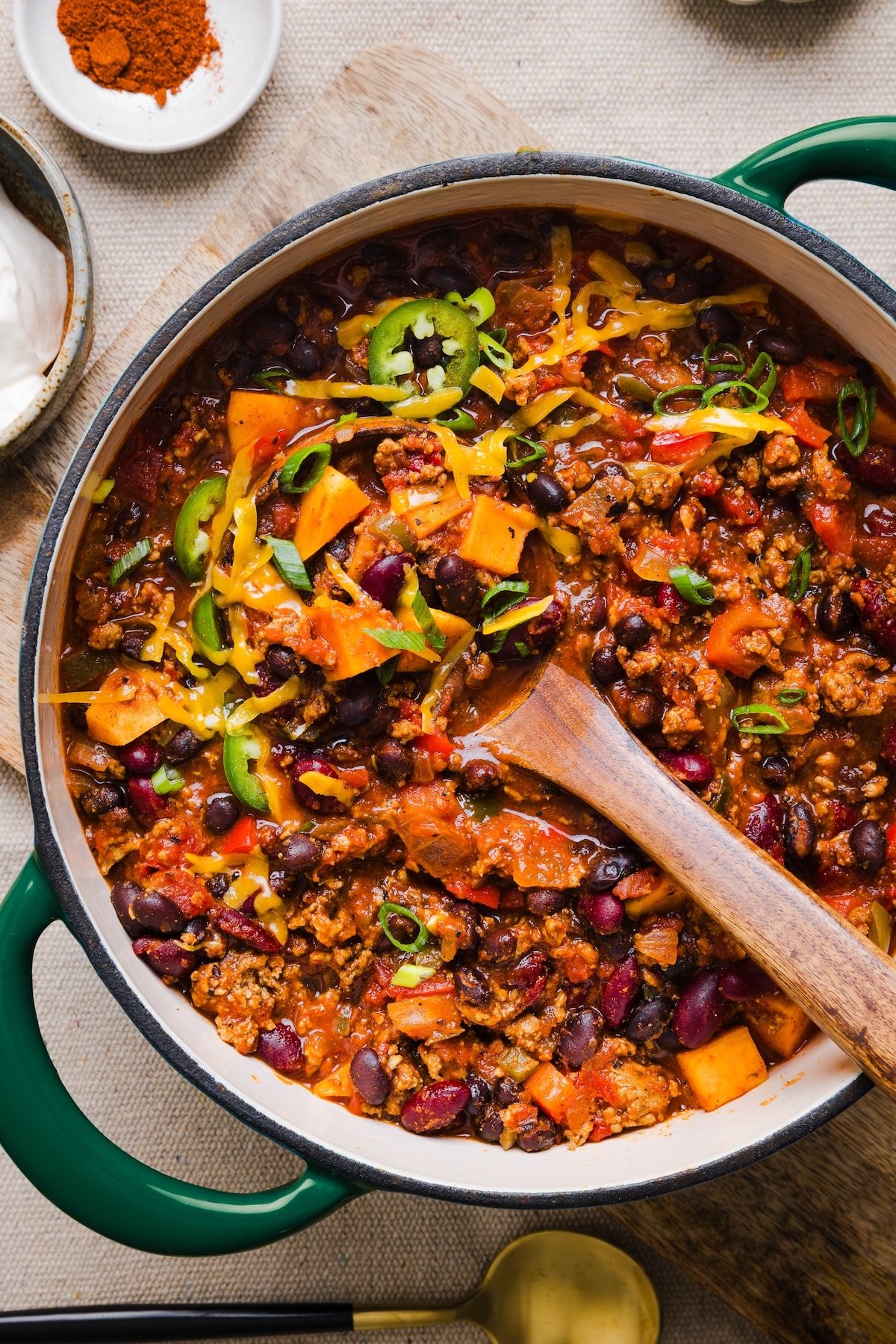 The Best Sweet Potato Turkey Chili – Real Life Nutritionist
