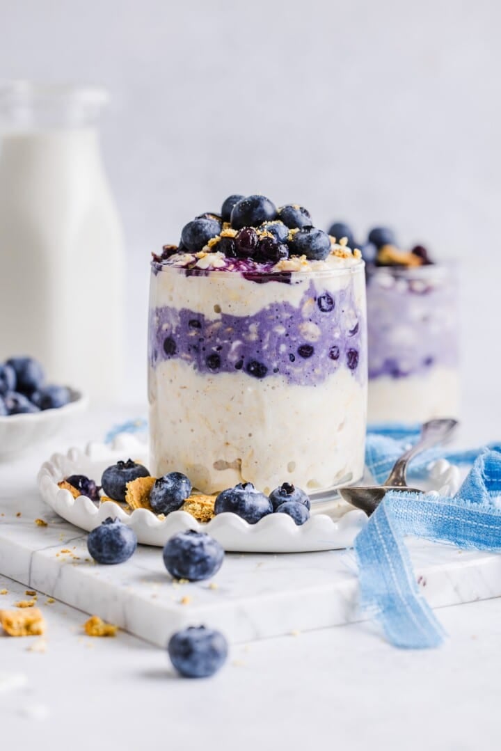 Blueberry Cheesecake Overnight Oats – Real Life Nutritionist